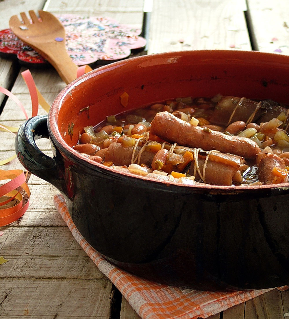 I “Fagioli Grassi”, una gustosa e ricca zuppa da cuocere nella pentola ...